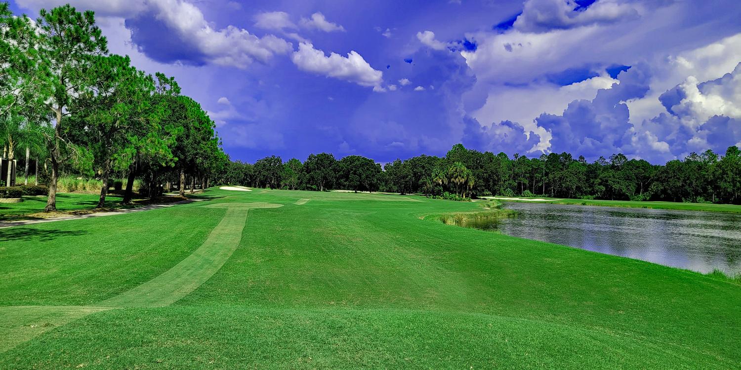 Hunter's Green Country Club By David Theoret